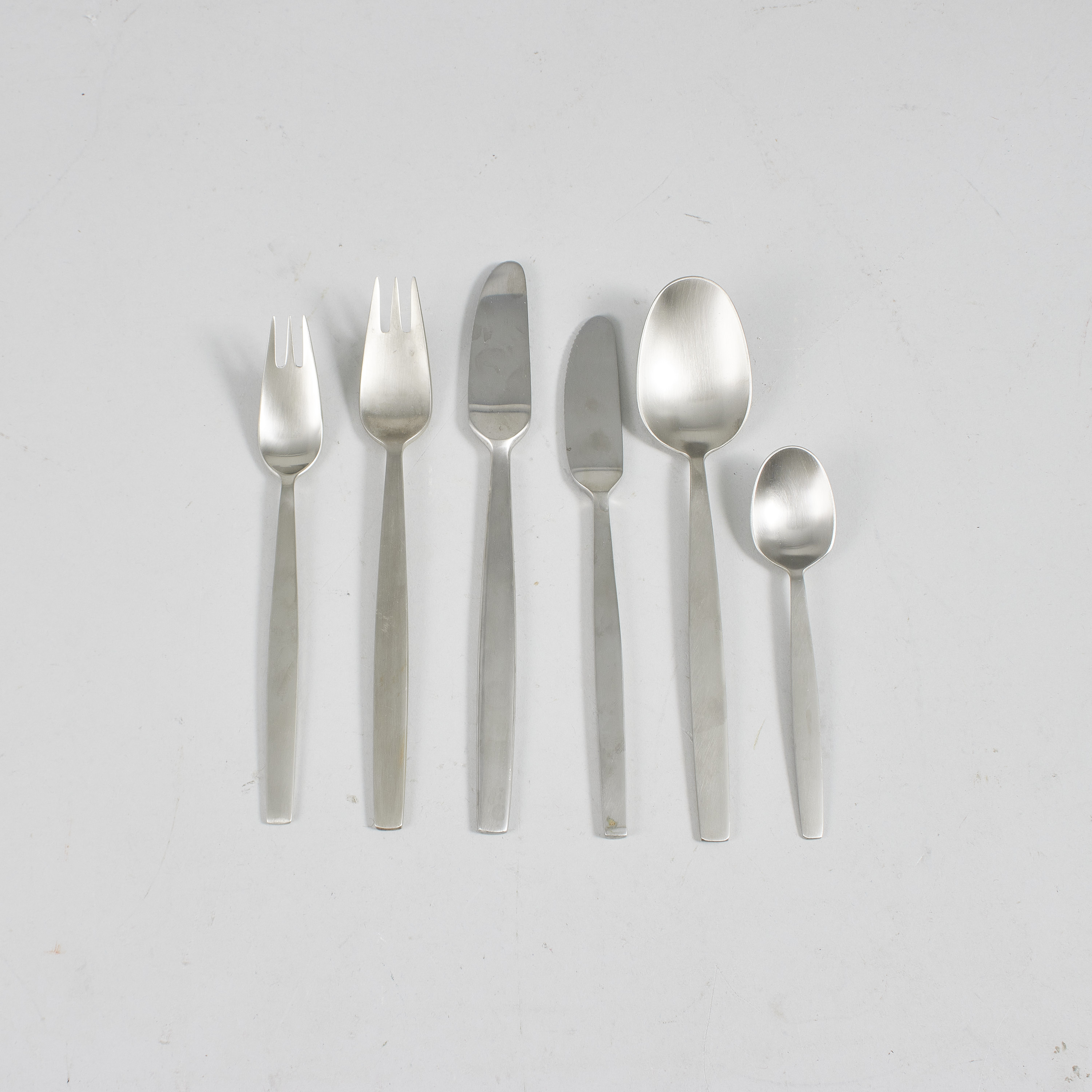 Bestick, Rostfritt, Gilde, design: Roy Blohm, 1965, ca 65 del. Metropol ...