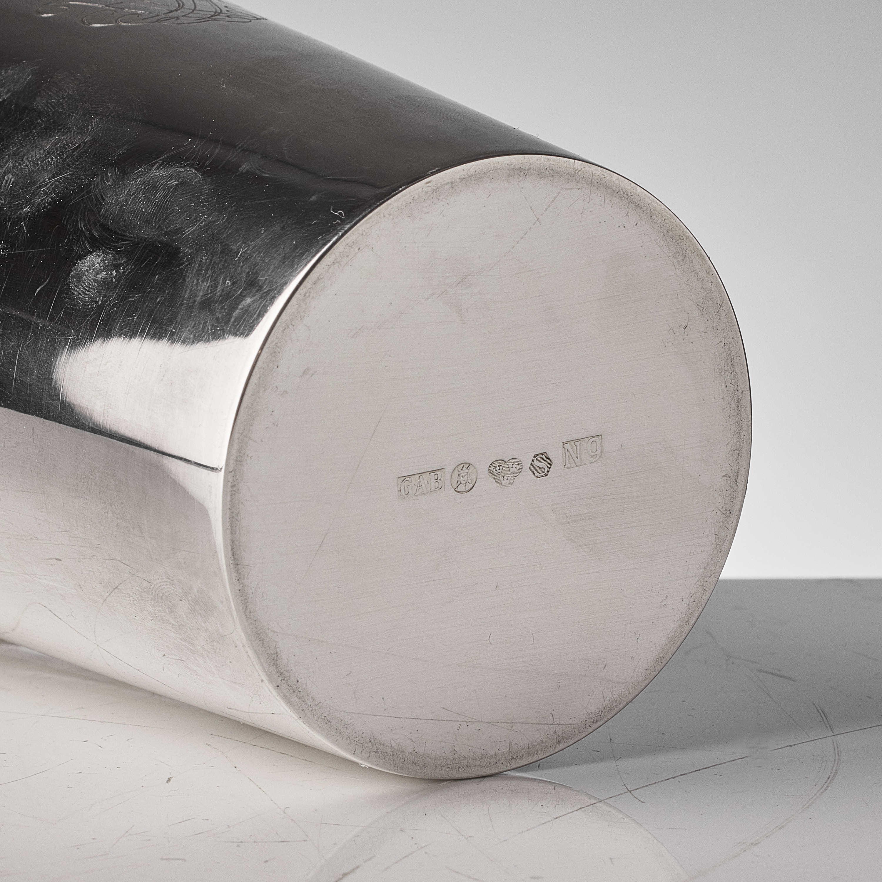 Bägare, silver, Gustaf VI Adolfs Monogram. Gåva från Gustaf VI Adolf ...