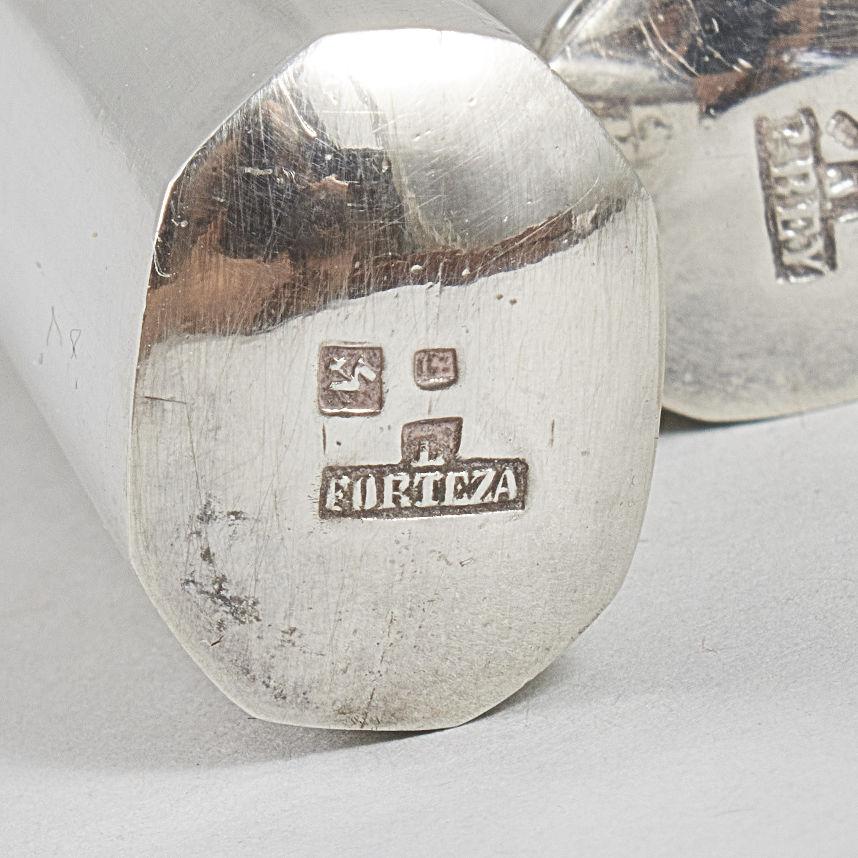 Bestick, Nysilver, gaffel med kniv. Längd: 27-31cm, med etui. Metropol ...