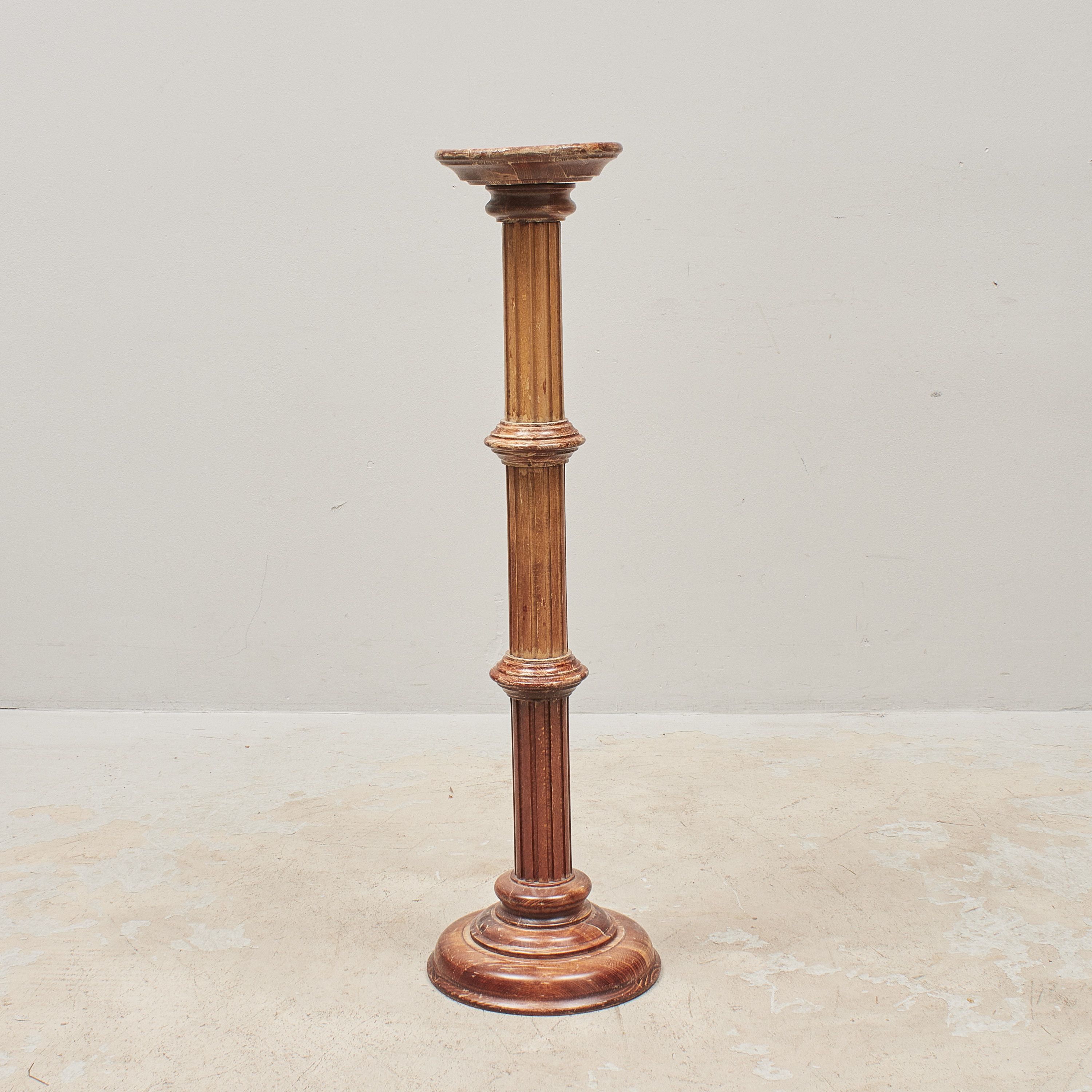 Piedestal, Trä, Kolonn. Höjd: 100 cm. Metropol - Auktioner i Stockholm ...