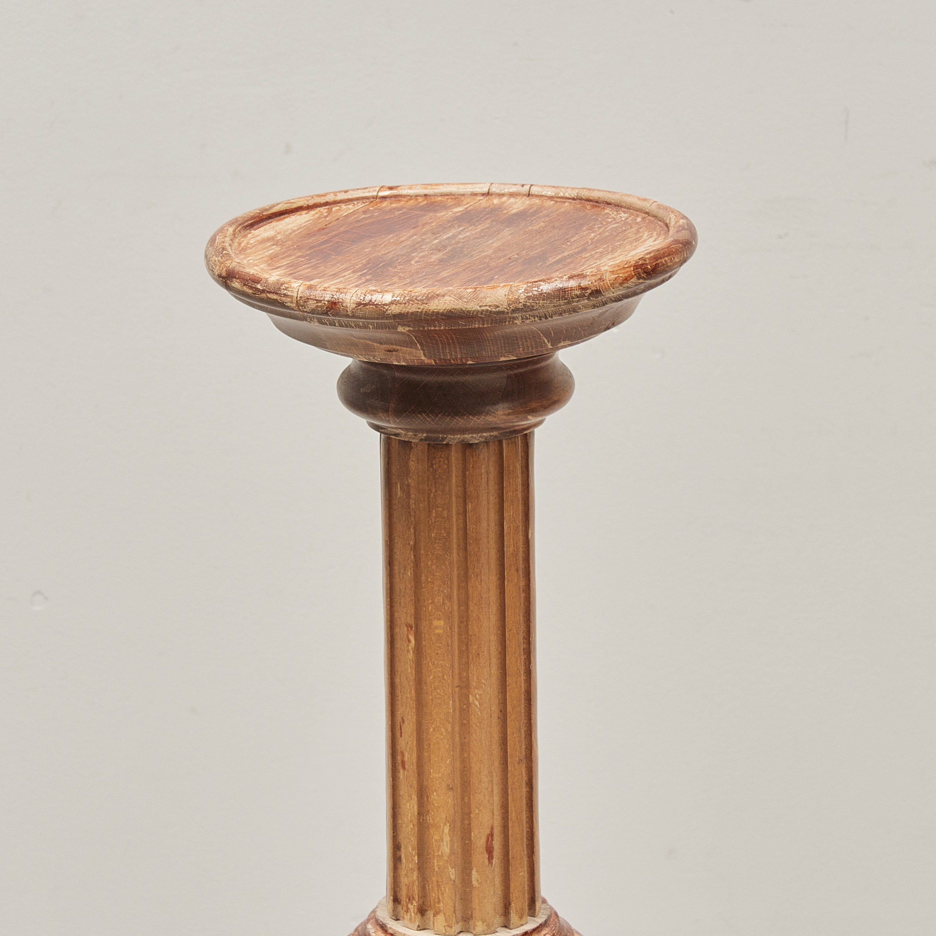 Piedestal, Trä, Kolonn. Höjd: 100 cm. Metropol - Auktioner i Stockholm ...