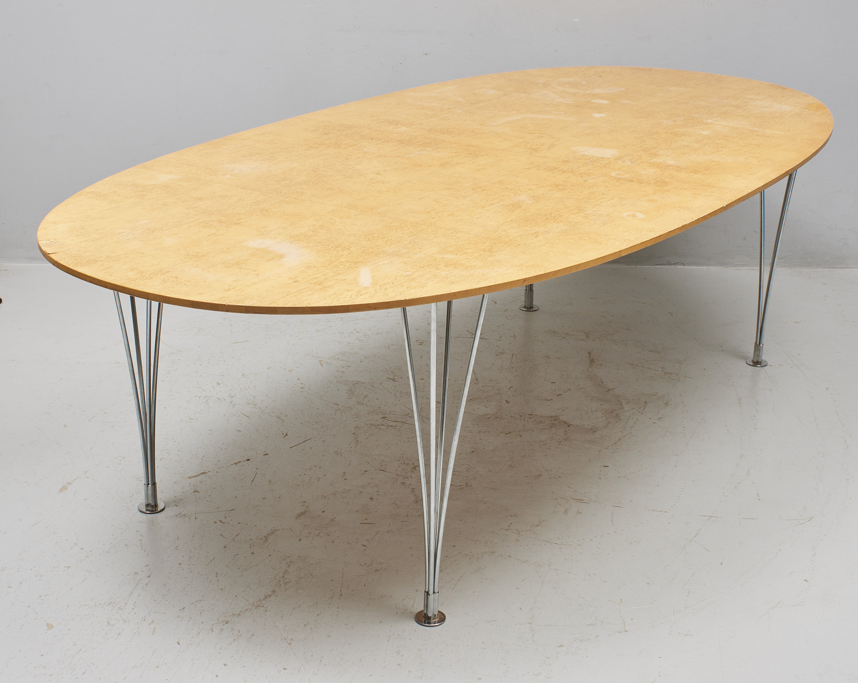 Matbord, Superellips, björk, design: Bruno Mathsson / Piet Hein. Bredd ...