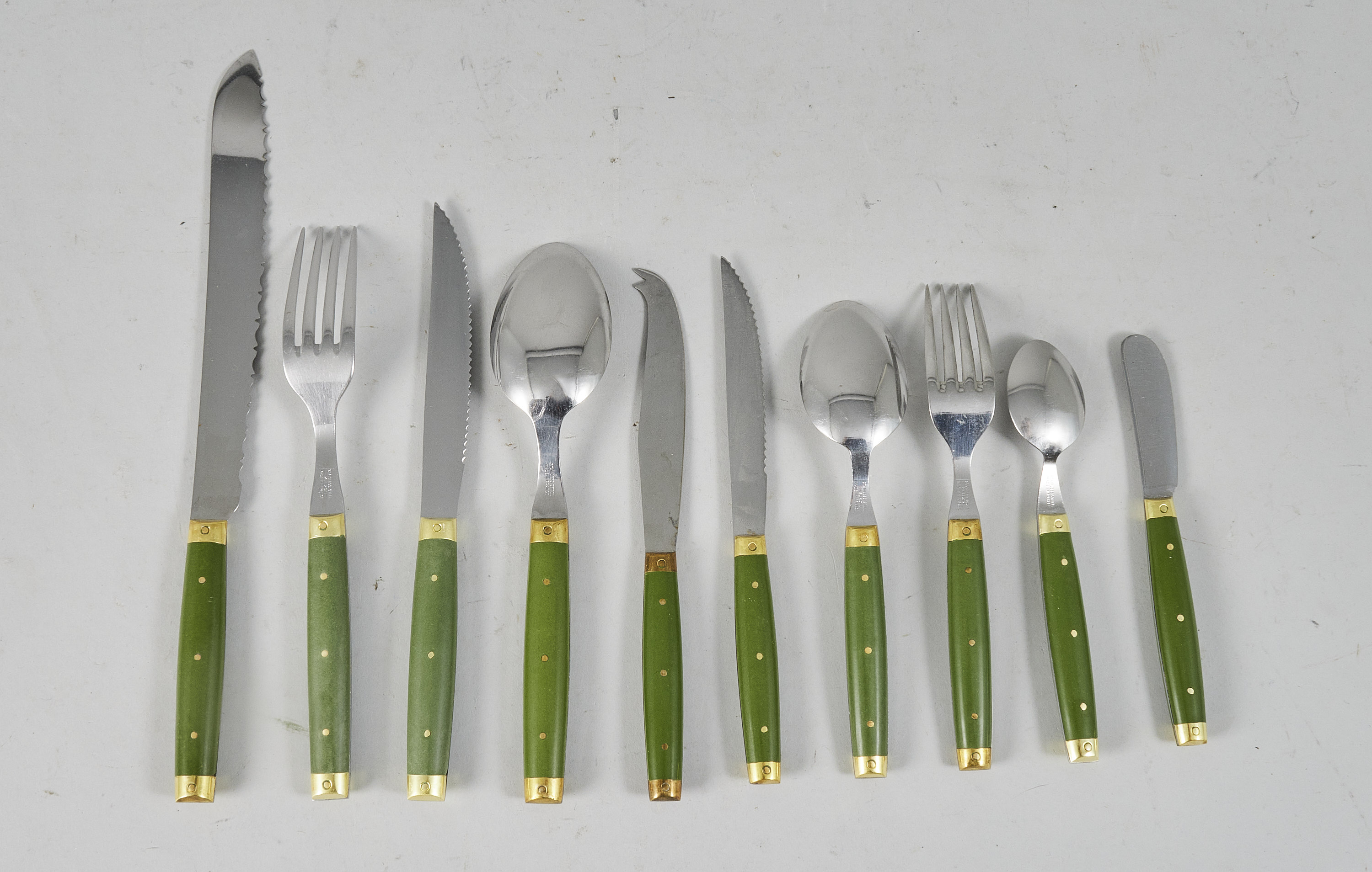 Bestick, Melron, Frankrike, ca 50 delar. Längd: 14,5-28 cm. Metropol ...